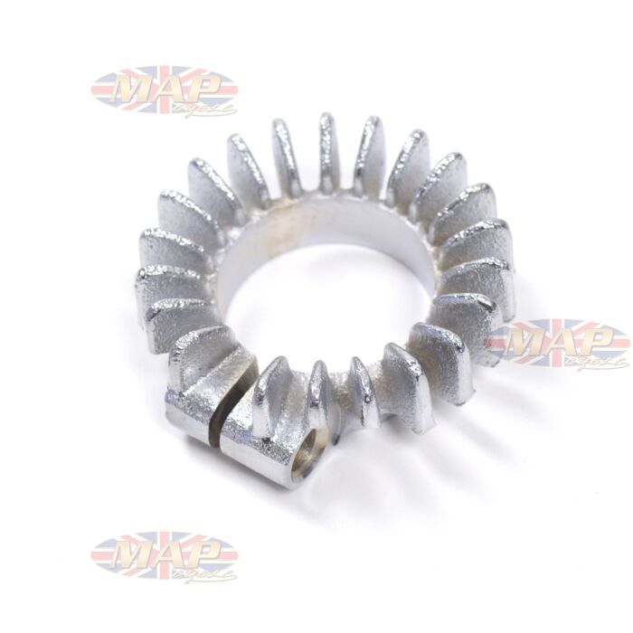 Triumph T100, UK-Made, Finned Exhaust Header Clamp